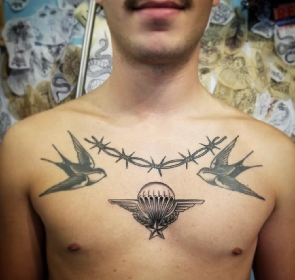walk-in, fine line, petits tattoos - Lowbrow tattoo